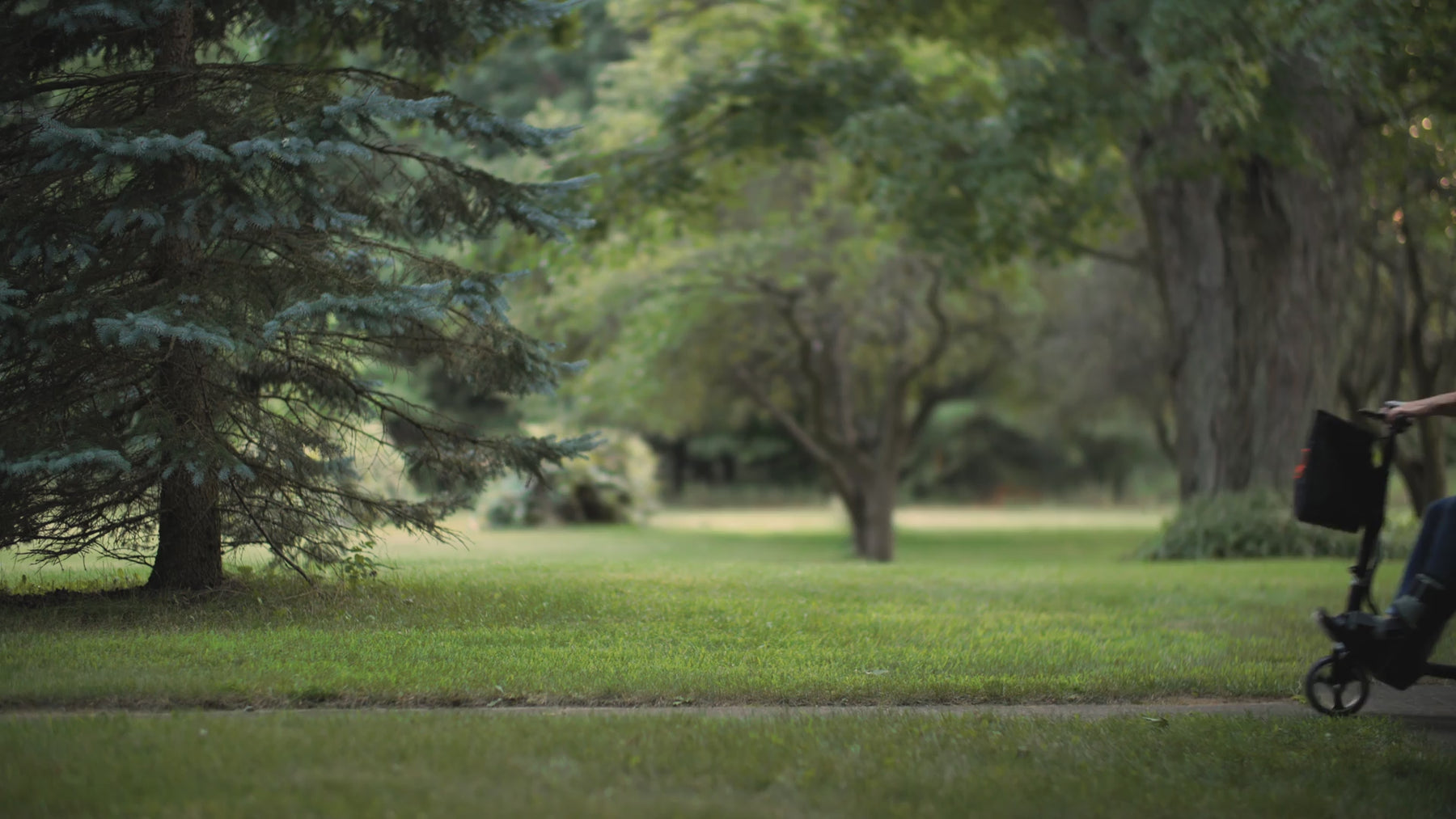 SuperHandy Mobility Scooter - The Lightest Electric Mobility Scooter ...