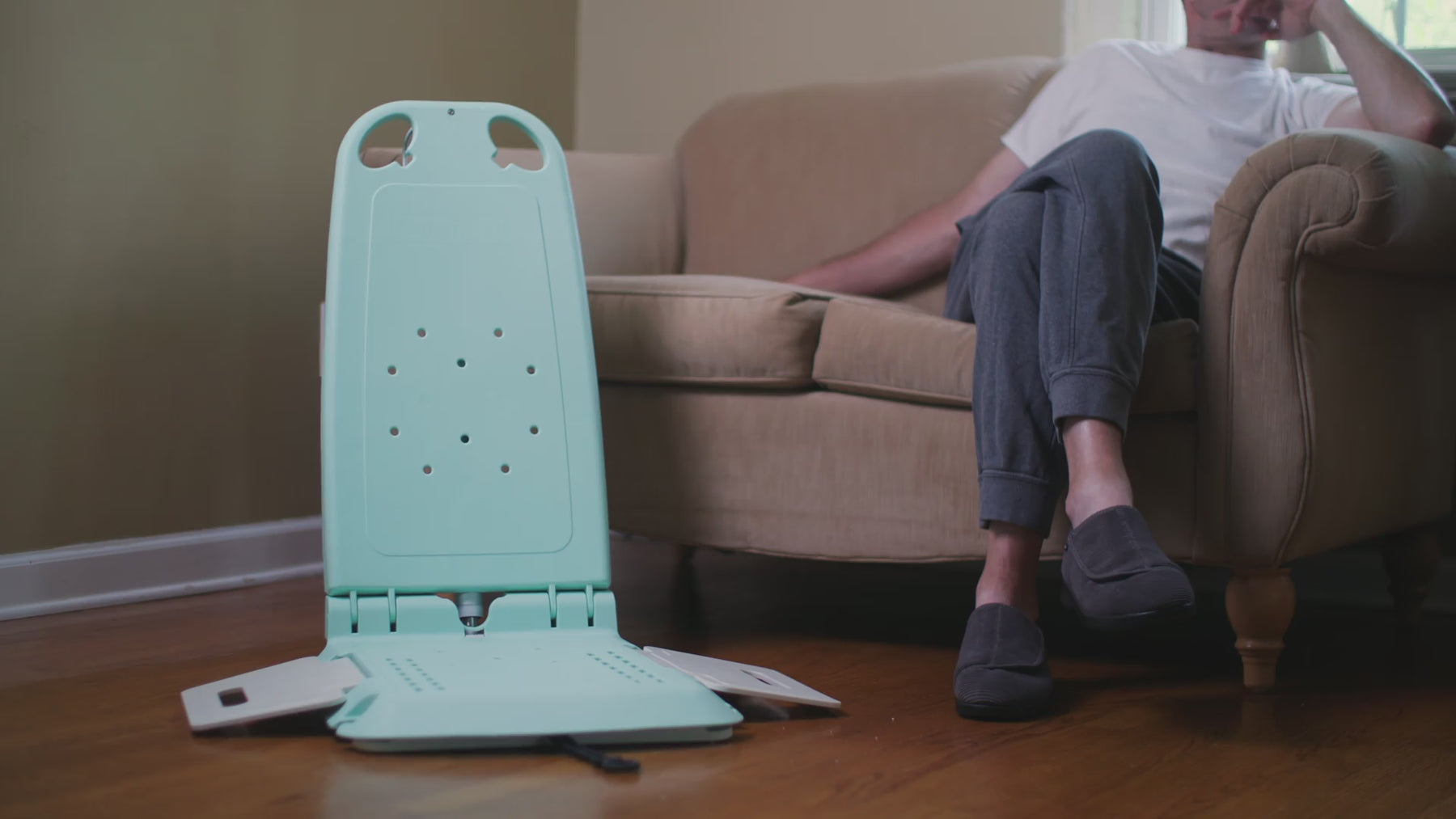 GoRise LT Portable Floor Lift - 19 lbs, 330 Lbs Capacity | SuperHandy ...