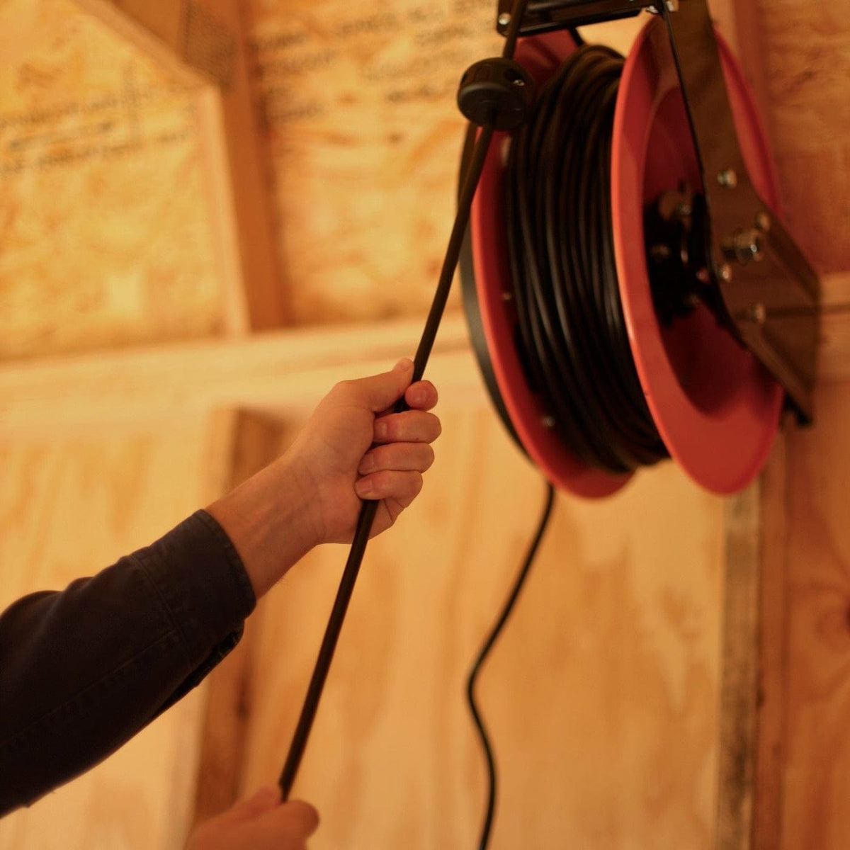 Steel Extension Cord Reel - 12AWG, 80' Ft Cord Length | SuperHandy ...